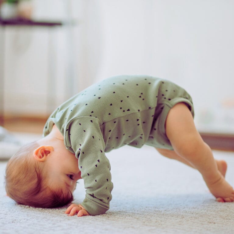 Crawling milestone: when do babies start crawling?