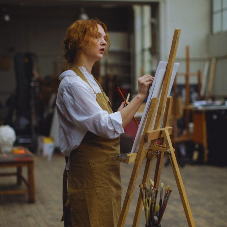 Good Drawing Posture: Is it Essential for Artists?