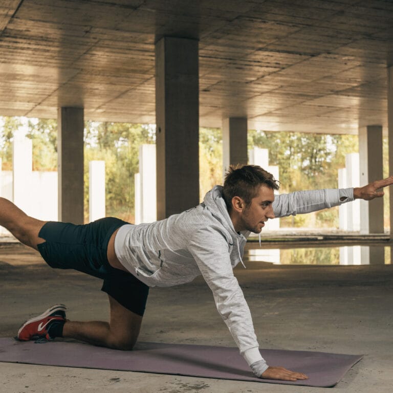 Erector Spinae Muscles: Key to Spine Health | PostureGeek.com